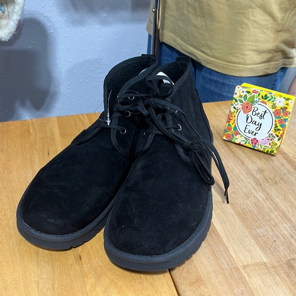 Arizona Jean Company | Shoes | Az Driftwood Black Faux Fur Lined Faux ...